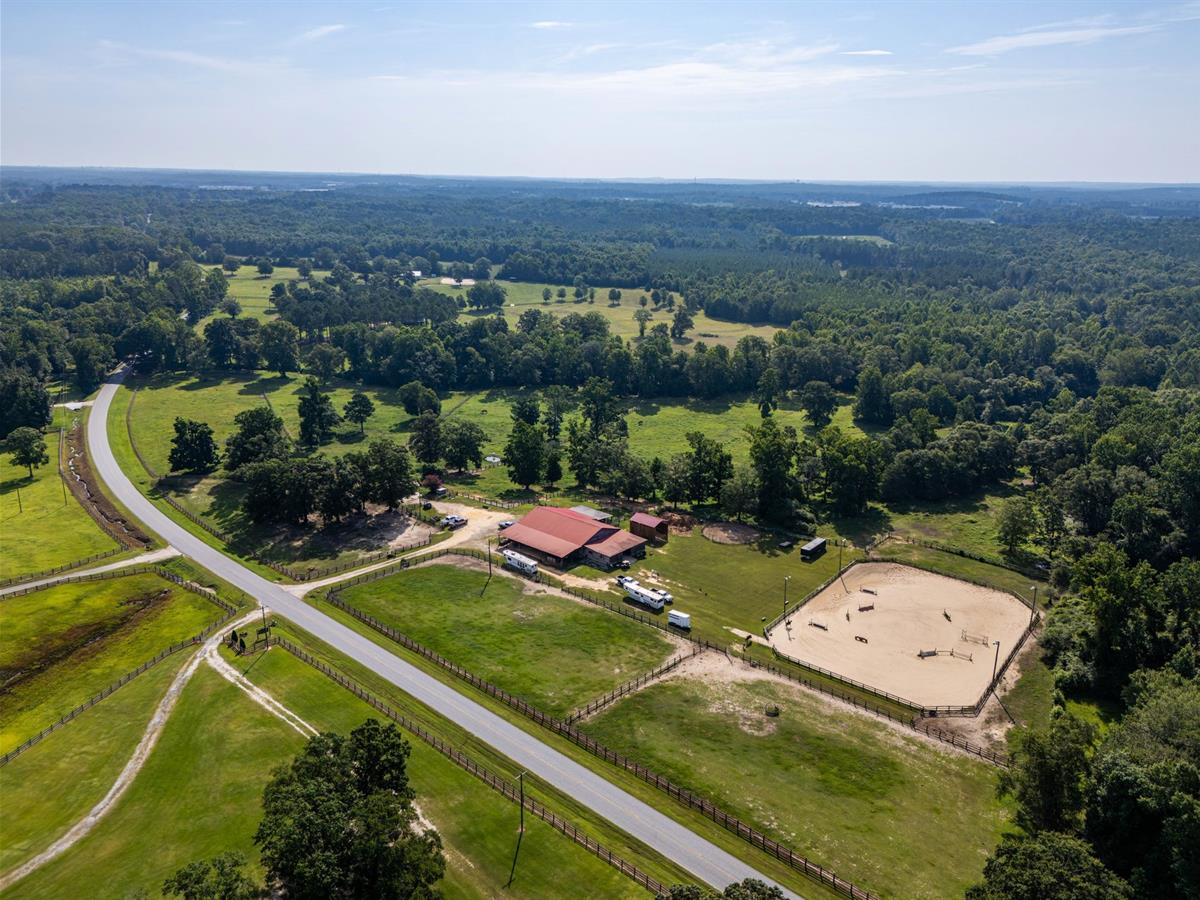Alabama Equestrian Farm Offers Flexibility and Opportunity - LANDFLIP BLOG