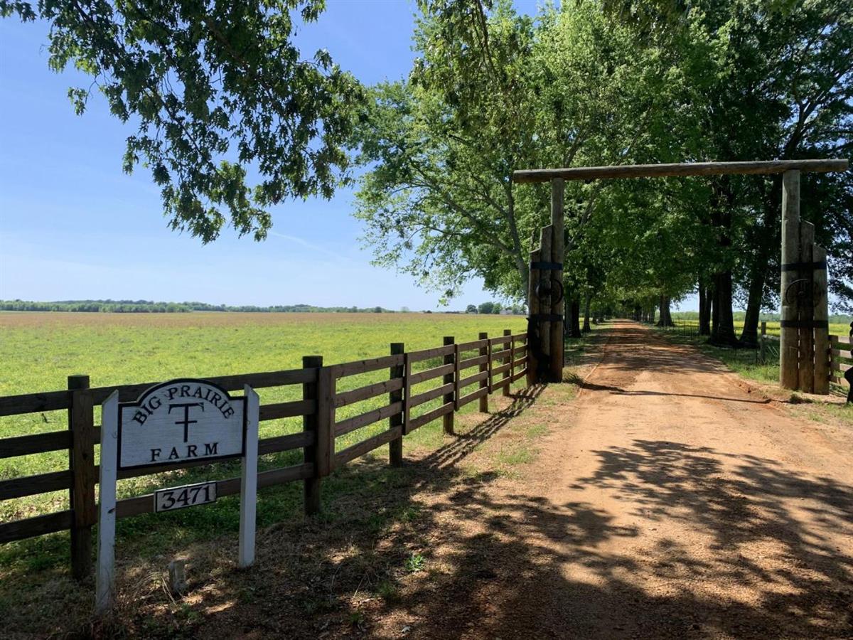Big Prairie Creek Farm Offers the Finest in Country Living - LANDFLIP BLOG