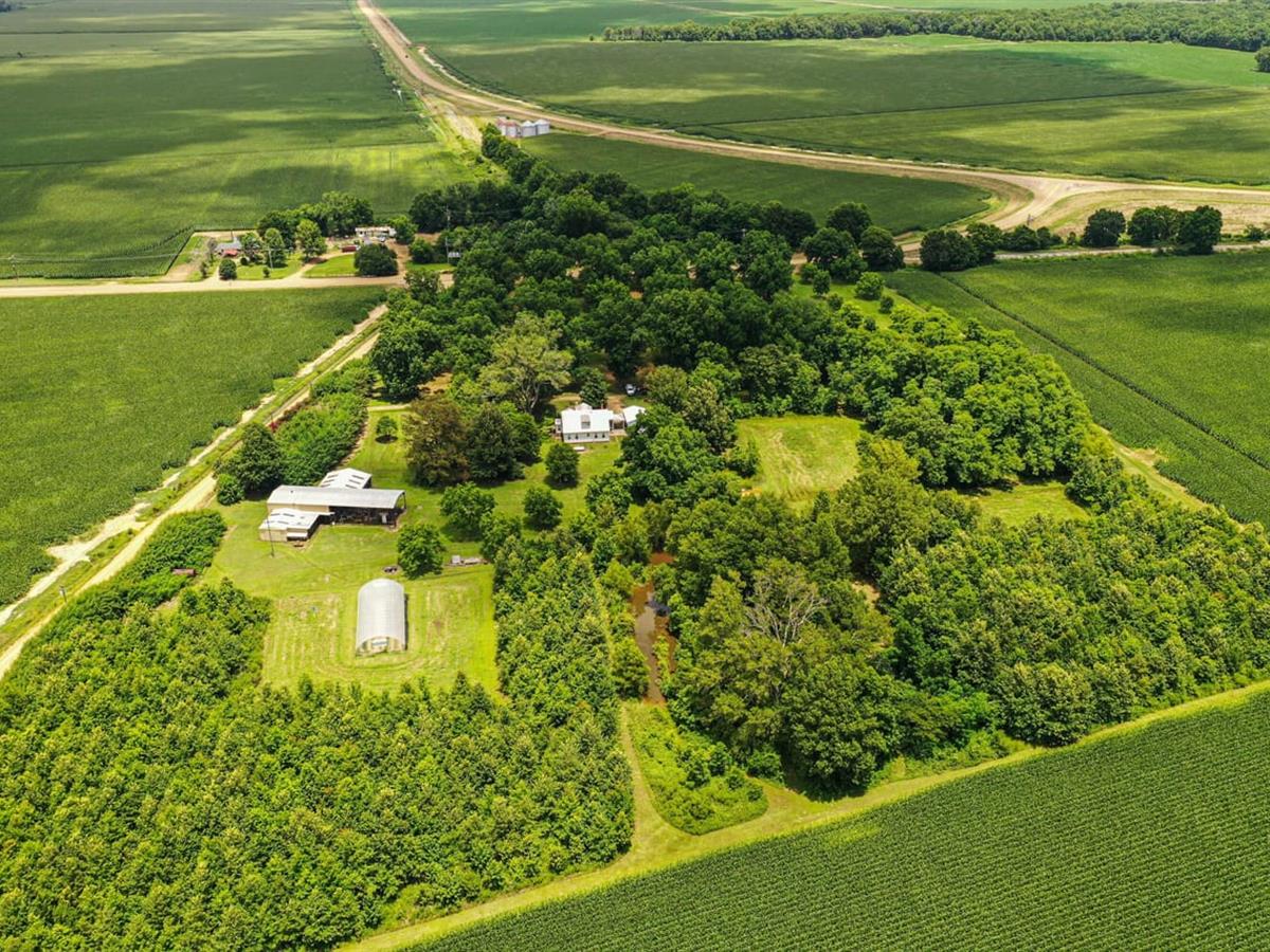 Self-Sufficient Farm with Home - LANDFLIP BLOG