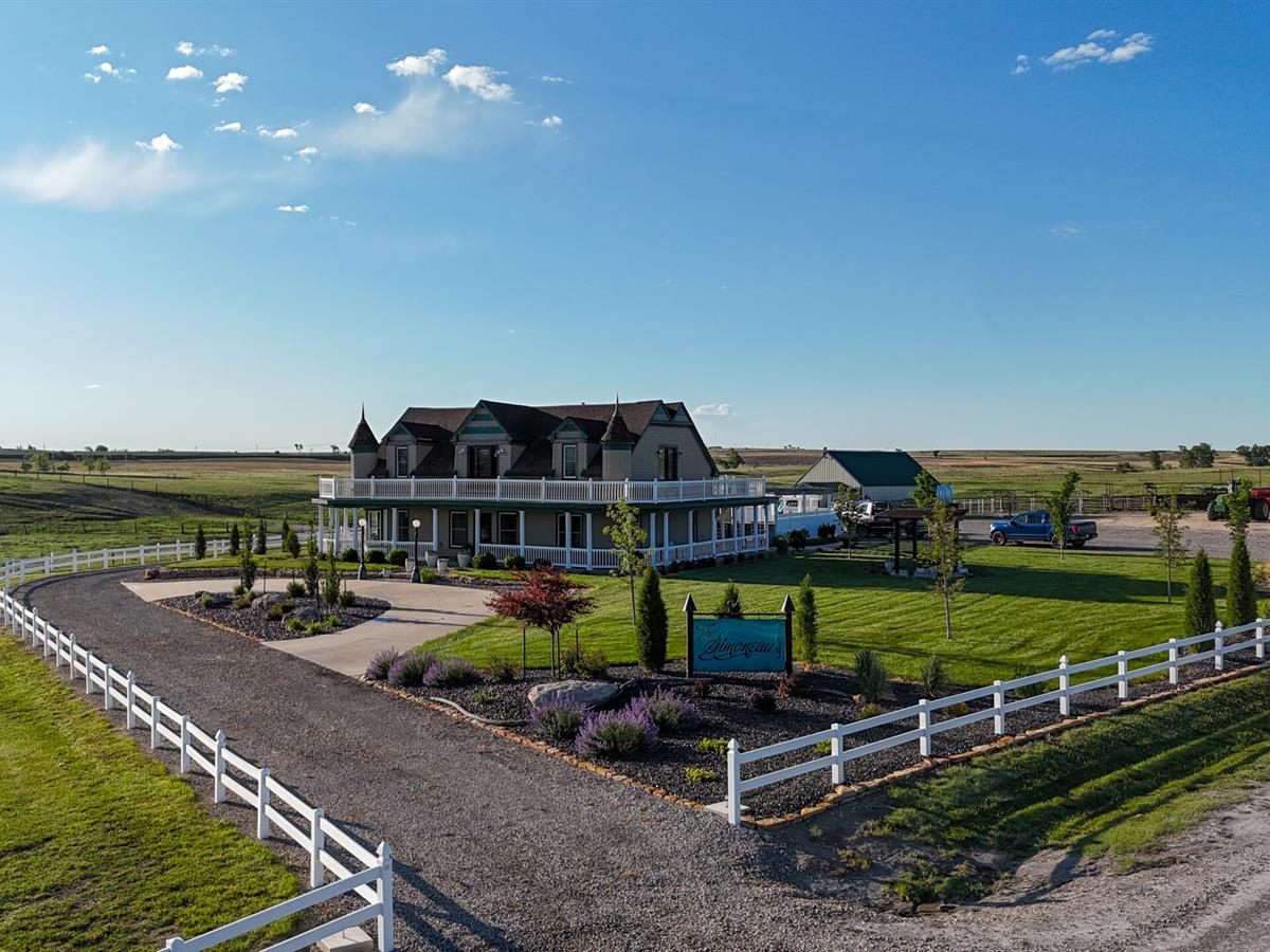Turn-Key Ranch Offers Modern Comfort and Rural Charm - LANDFLIP BLOG